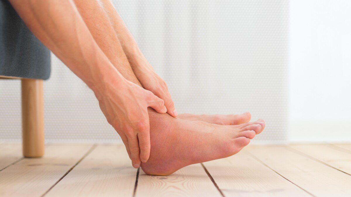 Comment traiter les chevilles enflées ? - Le blog d'Atena